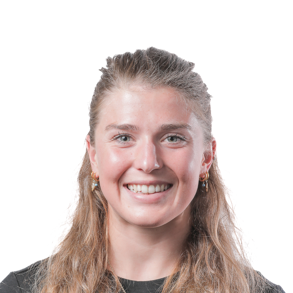 Kate Waugh (GBR) • World Triathlon