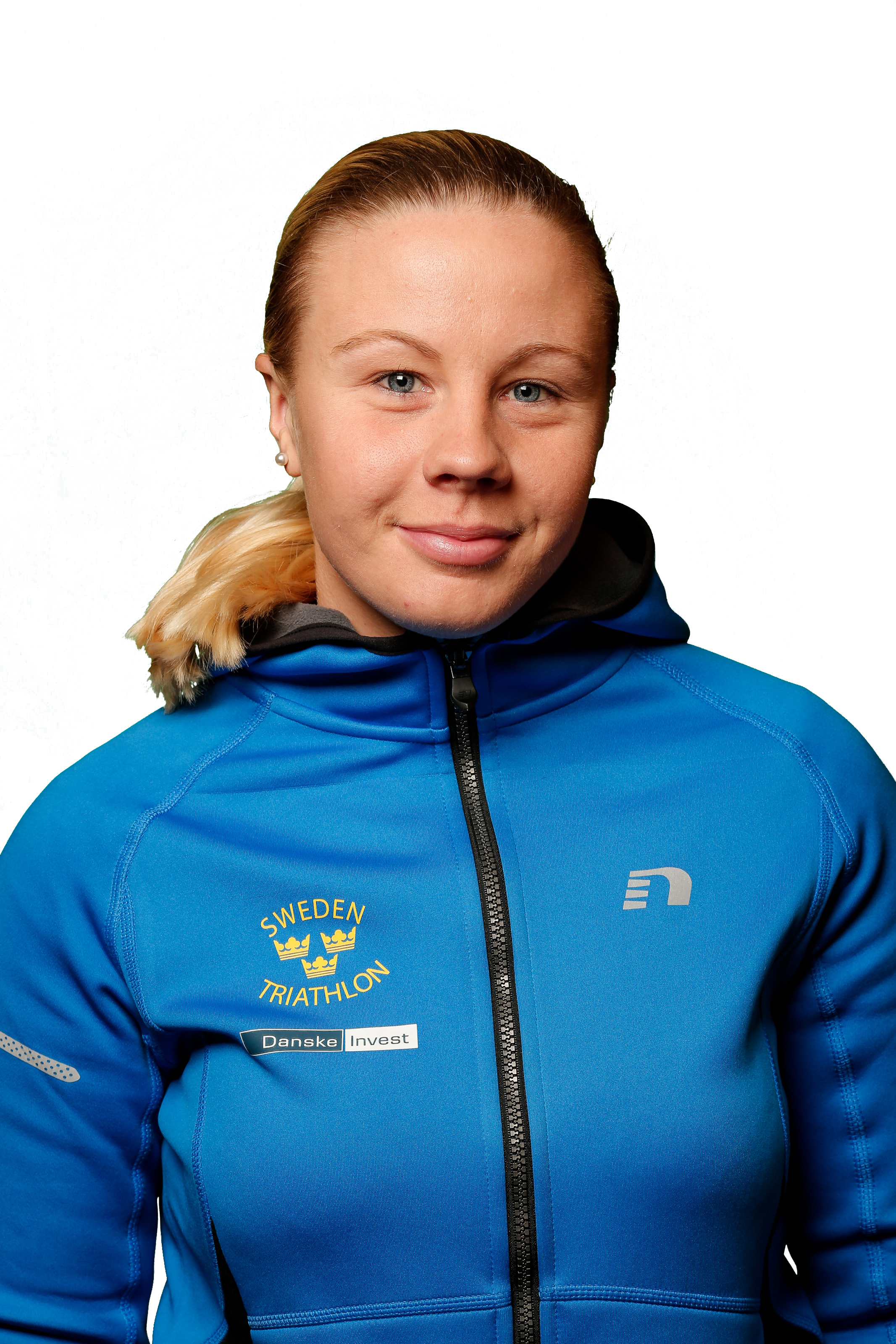 Malin Lundström (SWE) • World Triathlon